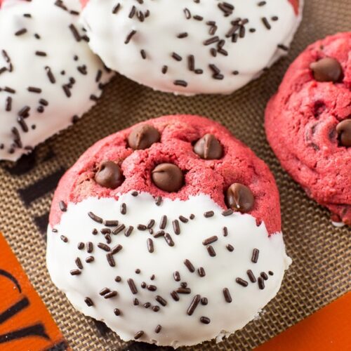 Red Velvet Chocolate Chip Cookies – Deliciously Sprinkled