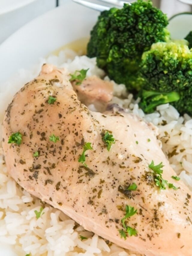 Slow Cooker Ranch Chicken Recipe – Deliciously Sprinkled