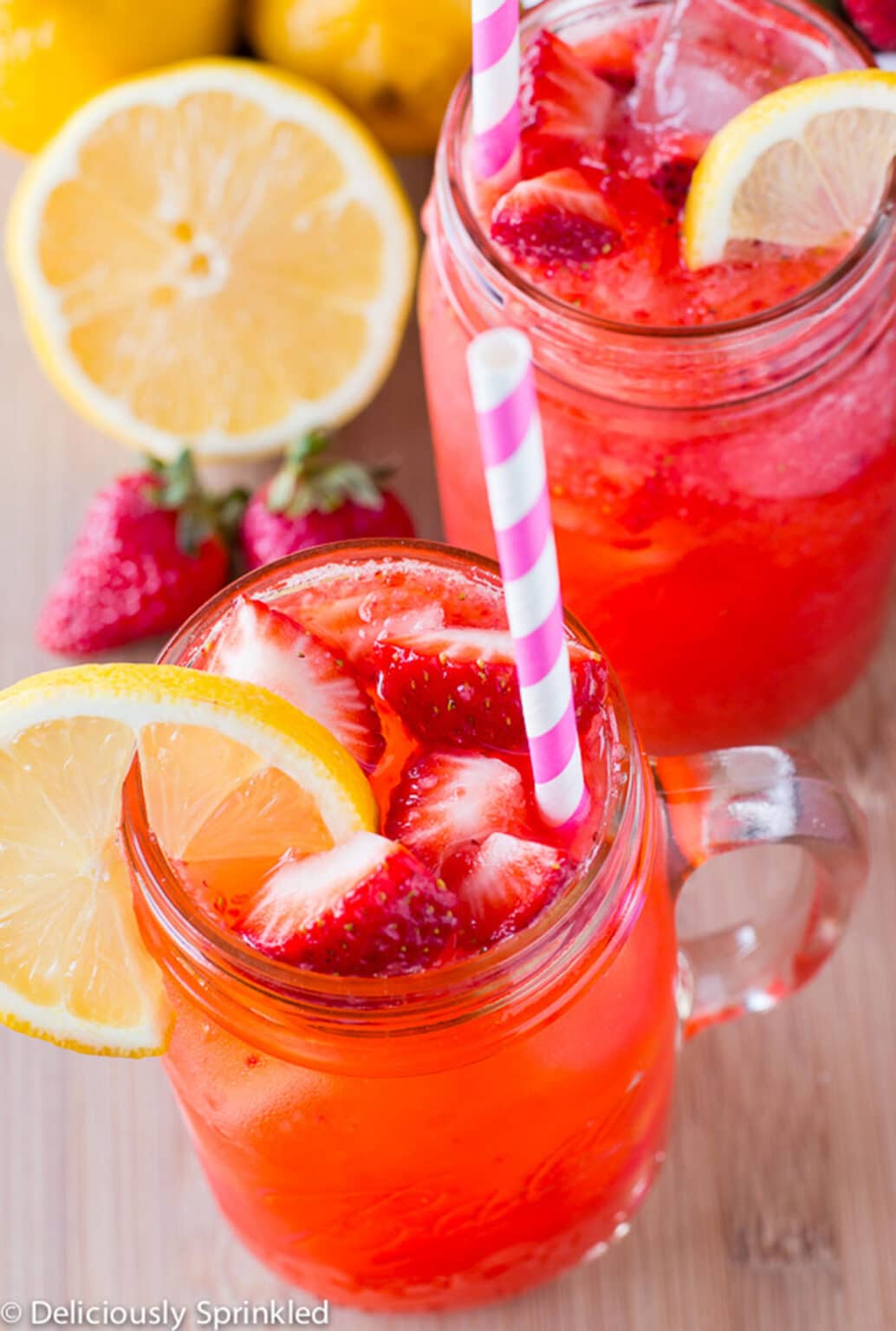 Strawberry Lemonade Recipe – Deliciously Sprinkled