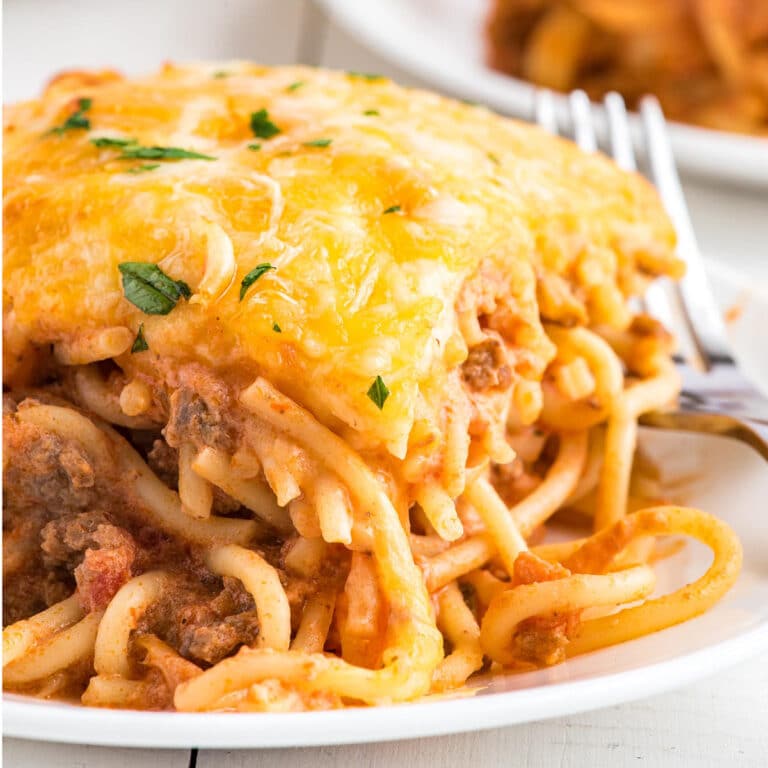 30-Minute Spaghetti Casserole – Deliciously Sprinkled