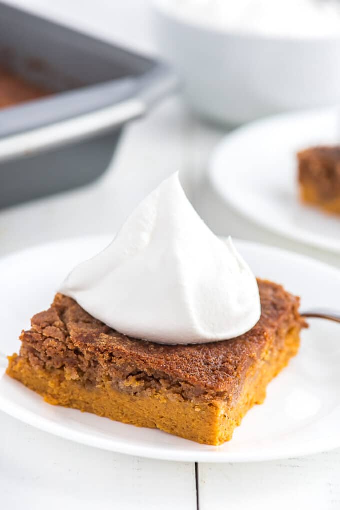 Pumpkin Cake with Cake Mix – Deliciously Sprinkled